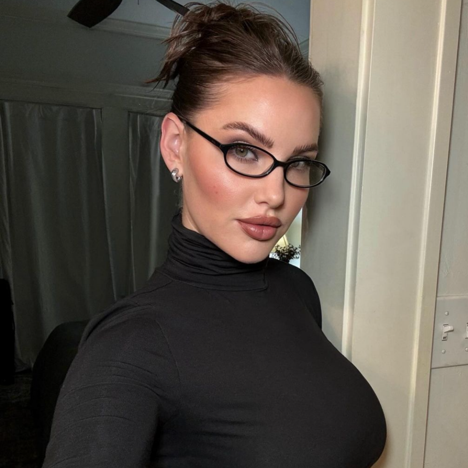 Clear Bayonetta-Style Eyewear | Giant Vintage Eyewear